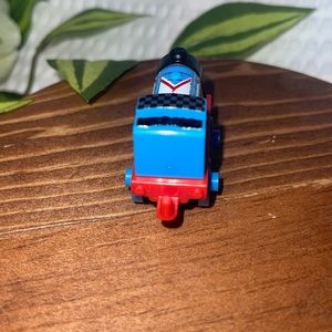 Thomas & Friends | Toys | Thomas Friends Minis Train Engine 25 Racer ...